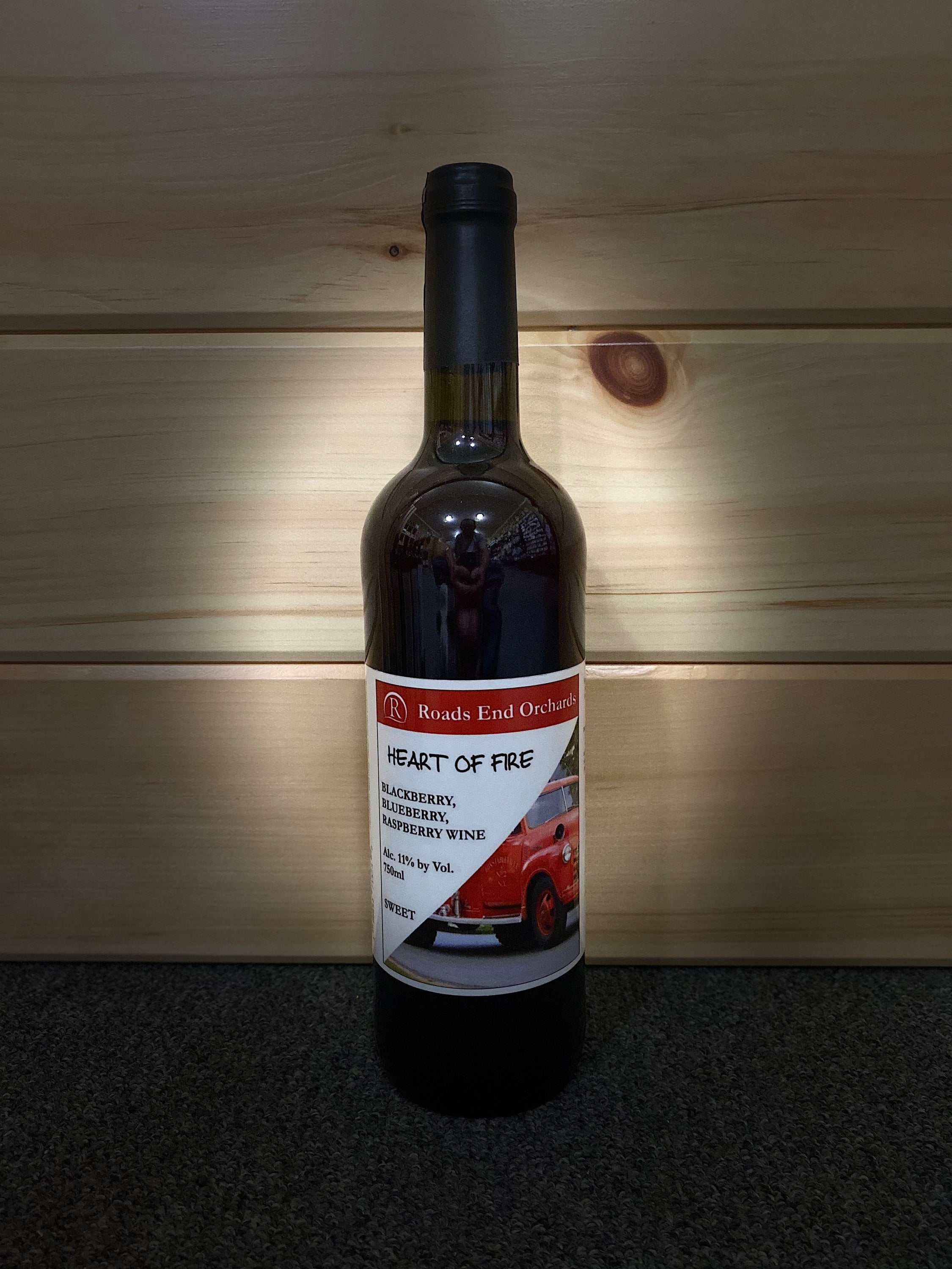 Heart Of Fire, Sweet Mixed Fruit Red Wine, 750ml | Roads End Orchards Inc